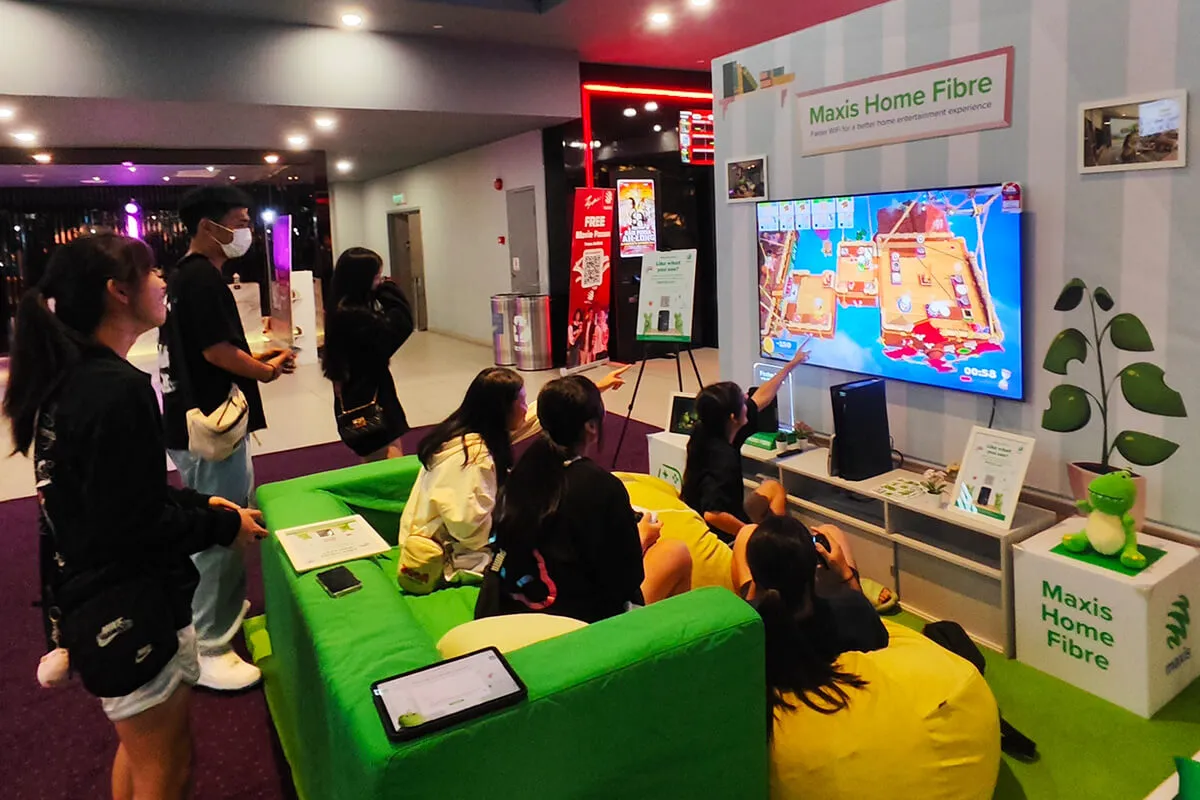 The Community Happenings of Maxis